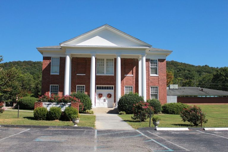 The Story Behind the James County Courthouse in Ooltewah